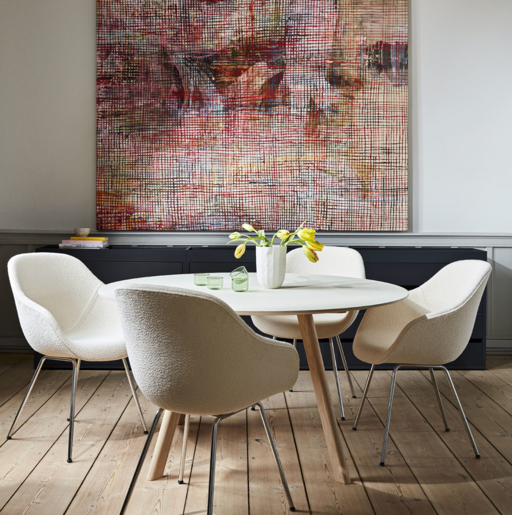 CPH 25 spisebord i eik fra HAY