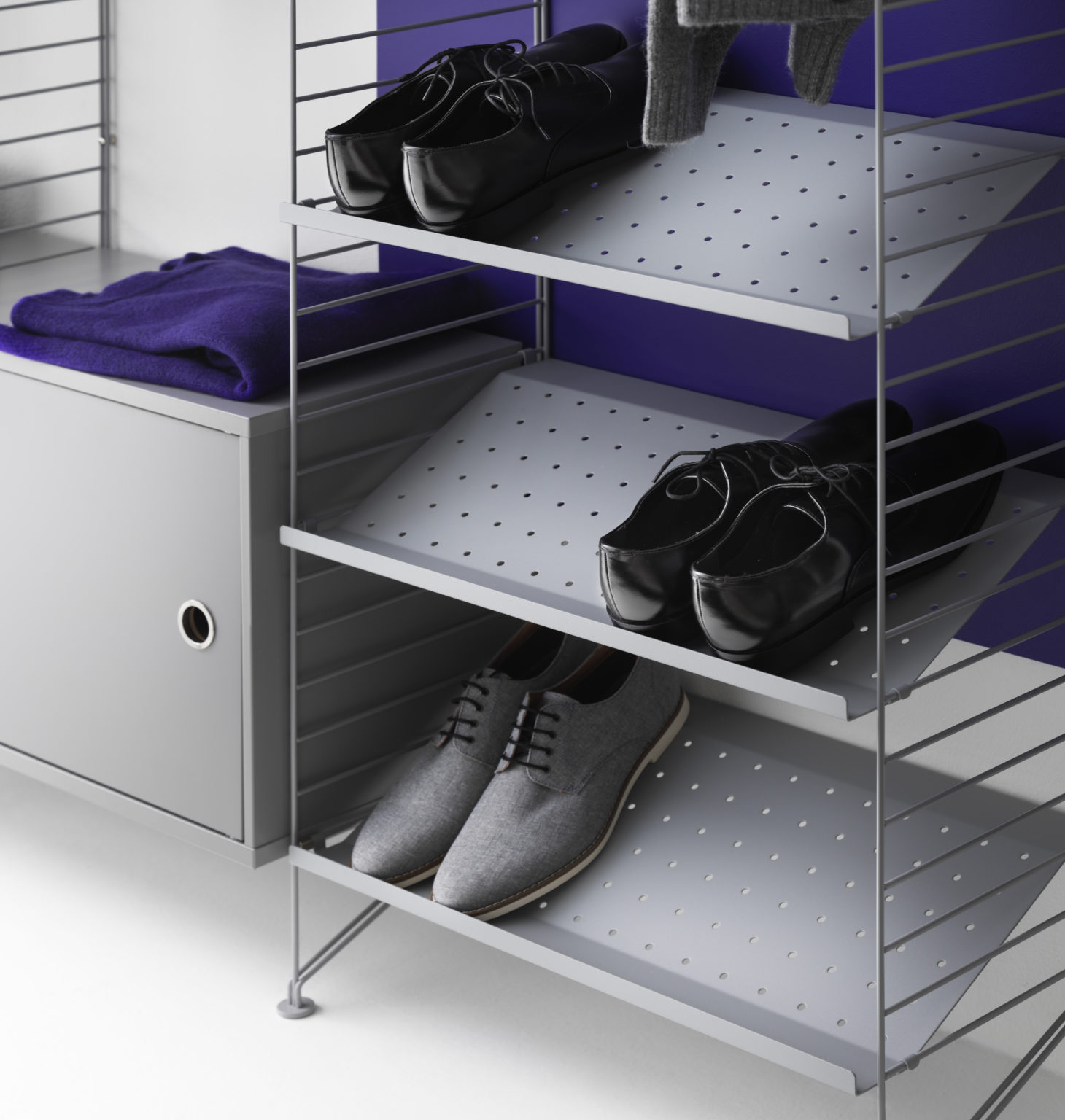 String skohylle – String Furniture | Verket Interiør